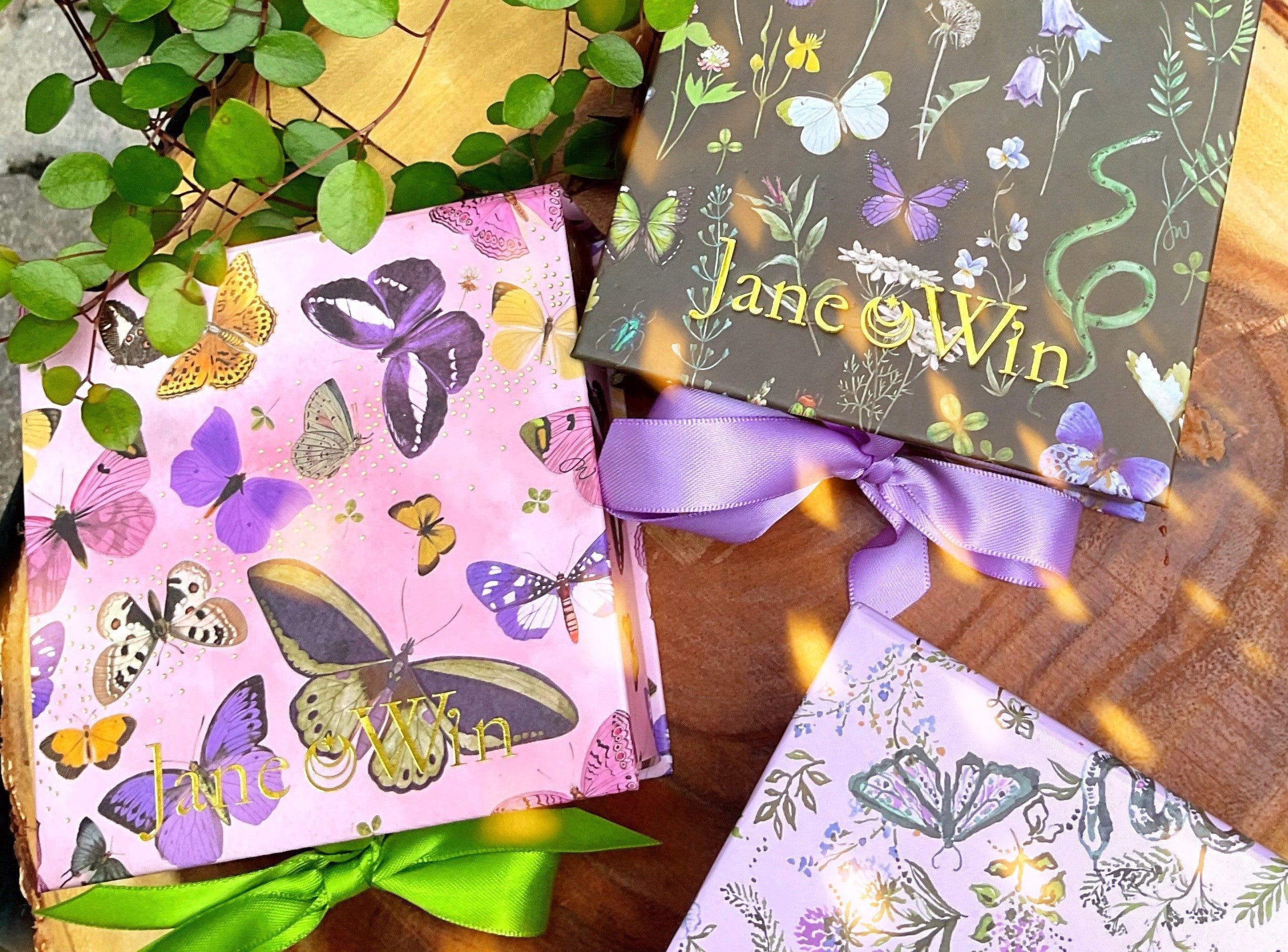 Gift Box and Wrap – Jane Win Jewelry